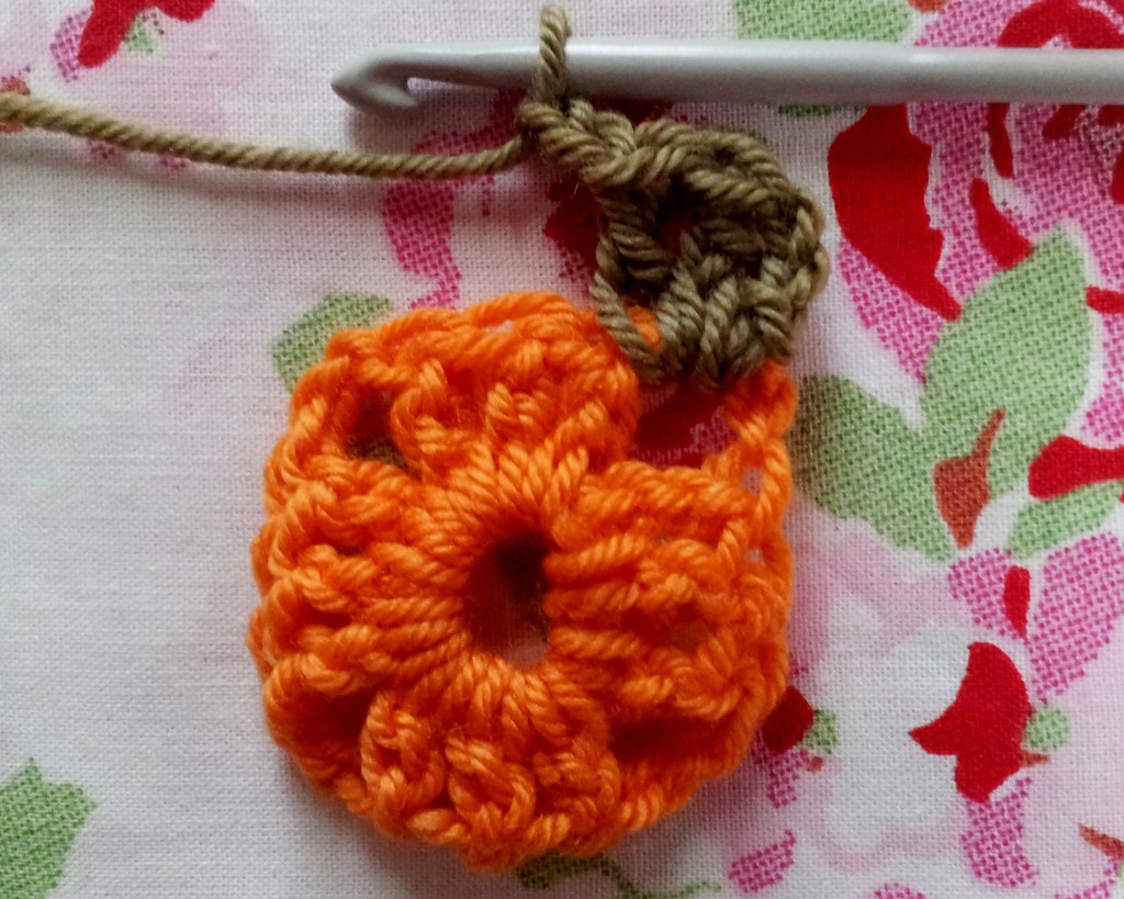 The Infamous Granny Square | thestitchsharer