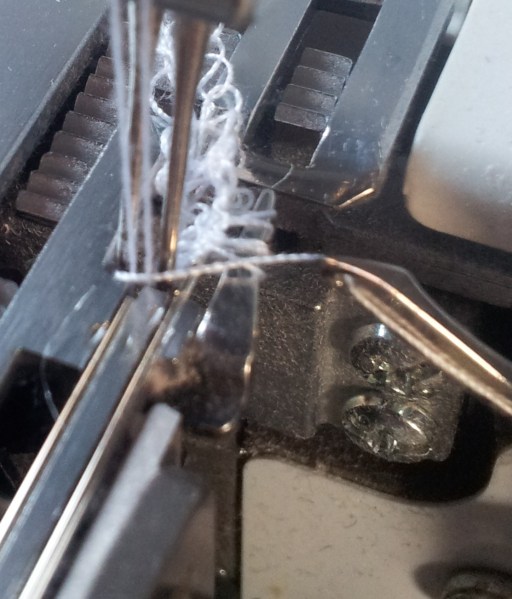 Meet Serge! A Beginners Guide To Using an Overlocker / Serger ...
