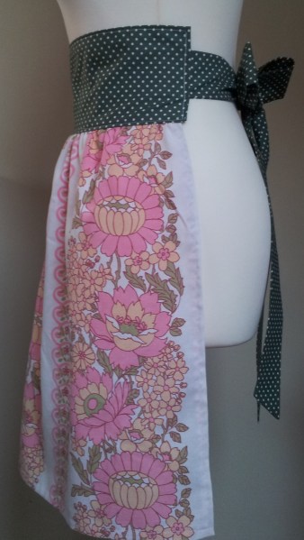 How to Make a Retro Mini Pinny / Half Apron – Free Pattern Guide ...